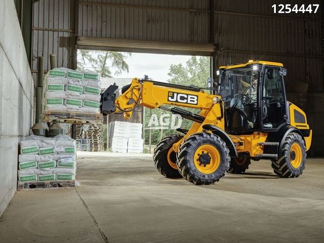 New 2023 JCB TM220 AGRI TeleHandler | AgDealer