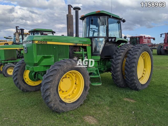 Used 1990 John Deere 4555 Tractor | AgDealer