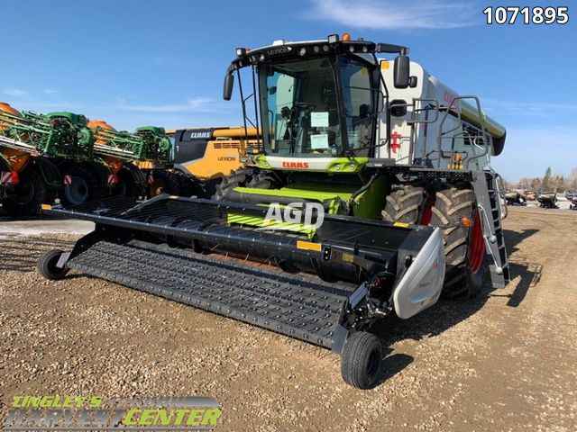 Used 2020 CLAAS LEXION 8700 Combine | AgDealer