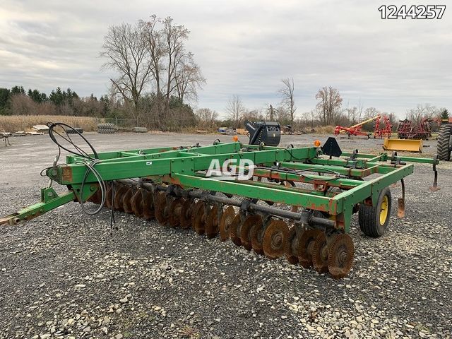 Used Unverferth PENETRATOR Chisel Plow | AgDealer