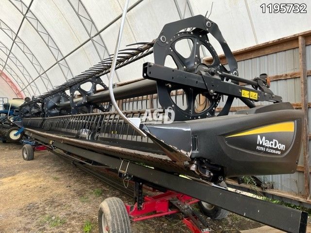 Used 2014 MacDon FD75 Header - Flex | AgDealer