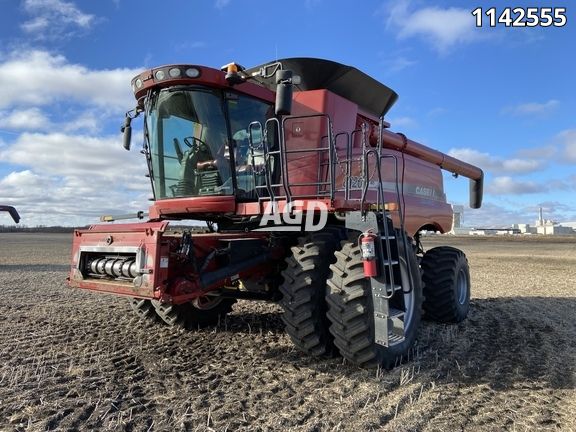Case IH 8120 Combines Harvesting Equipment For Sale in Saskatchewan ...
