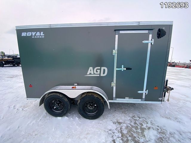 New 2024 Royal Cargo LCHT35-614V-72 Trailer | AgDealer