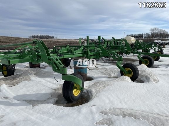 Used 2018 John Deere 2410c Chisel Plow | AgDealer