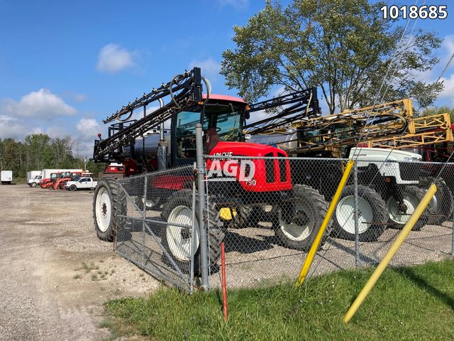 Used 2003 Apache 790 Sprayer - Self Propelled | AgDealer
