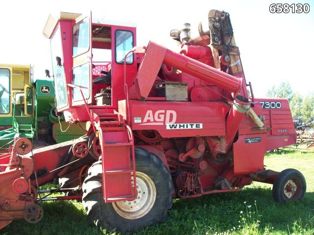 Used White 7300 Combine | AgDealer