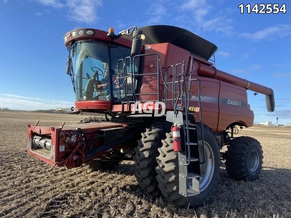 Case IH 8120 Combines Harvesting Equipment For Sale in Saskatchewan ...