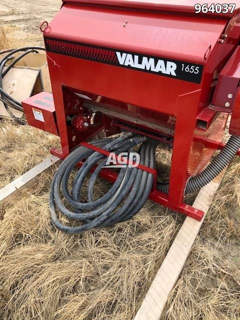 Used 2015 Valmar 1655 Applicator | AgDealer