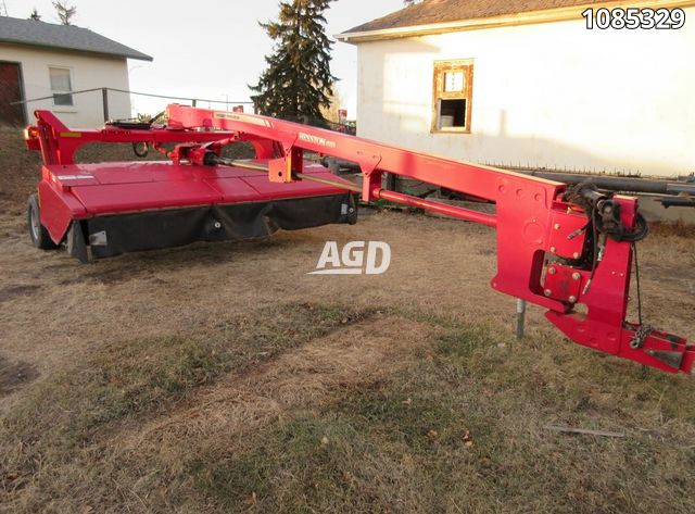 Used 2013 Massey Ferguson 1372 Disc Mower Conditioner | AgDealer