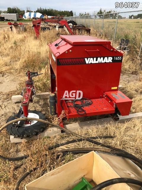 Used 2015 Valmar 1655 Applicator | AgDealer