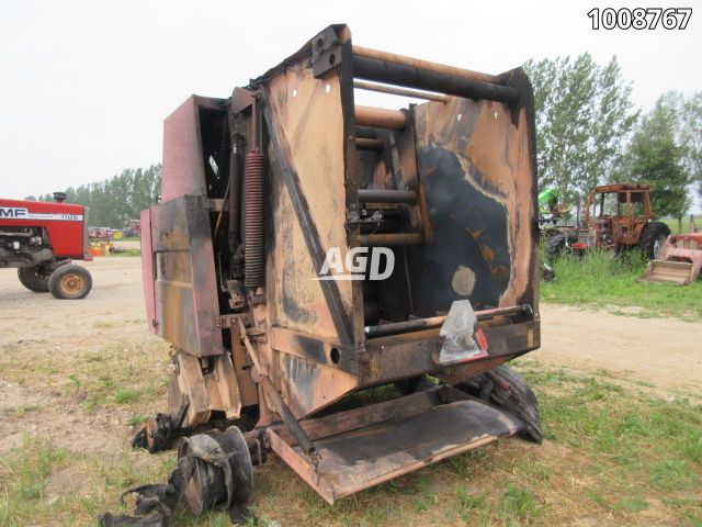 Used New Holland 644 Round Baler | AgDealer