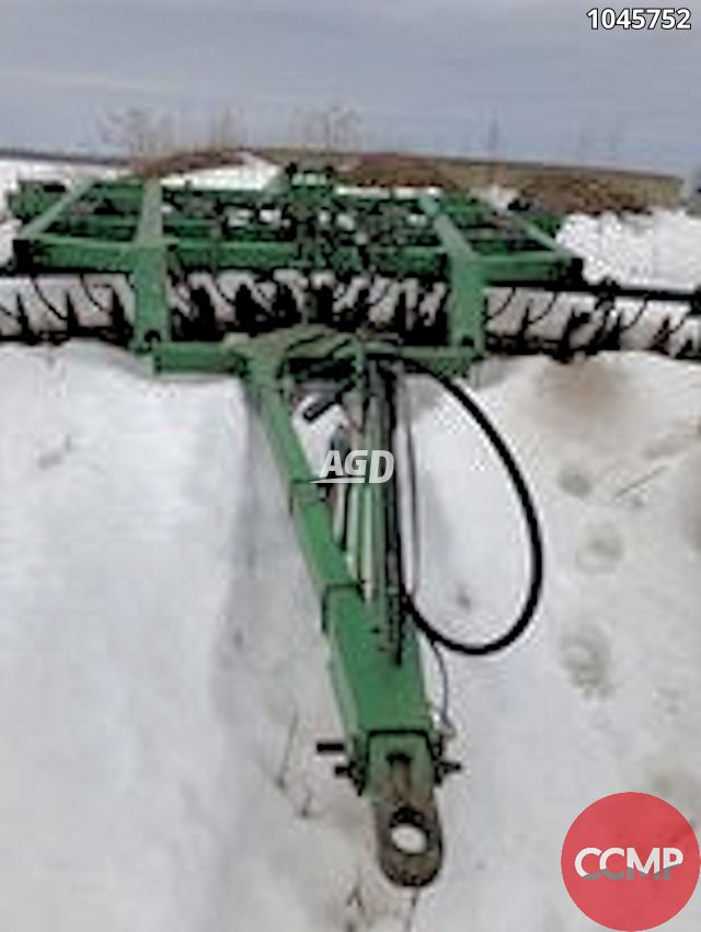 Used 2011 John Deere 510 Disc Ripper | AgDealer