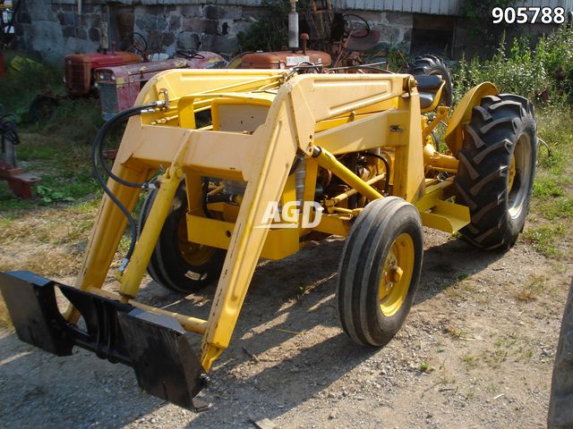 Massey Ferguson 2135 Tractors For Sale in Canada & USA | AgDealer