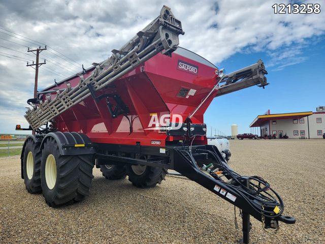 New 2022 Salford VALMAR 9620 Spreader - Fertilizer | AgDealer