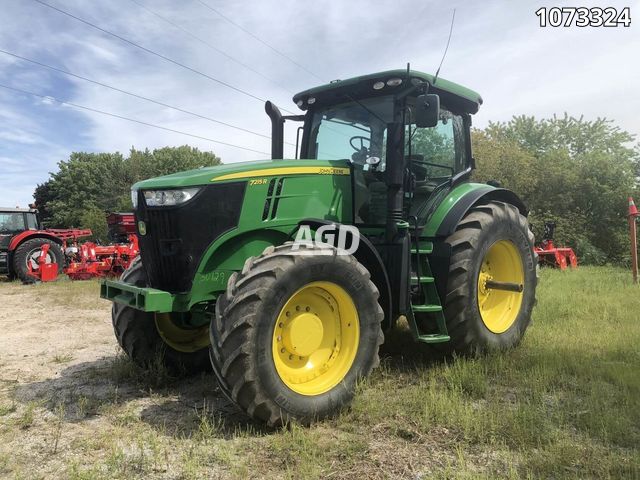 Used 2014 John Deere 7215R Tractor | AgDealer