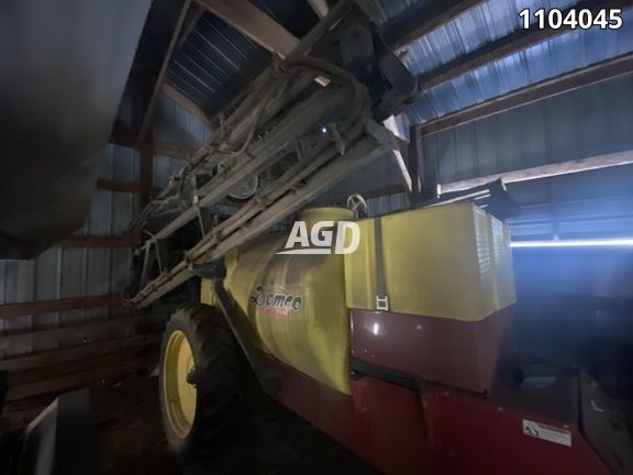 Used Demco CONQUEST Sprayer/Trailer | AgDealer