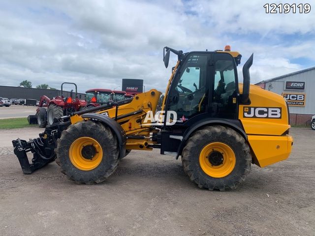New 2023 JCB TM320 AGRI TeleHandler | AgDealer
