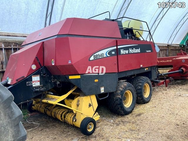 Used 2007 New Holland BB940A CropCutter Square Baler - Small | AgDealer