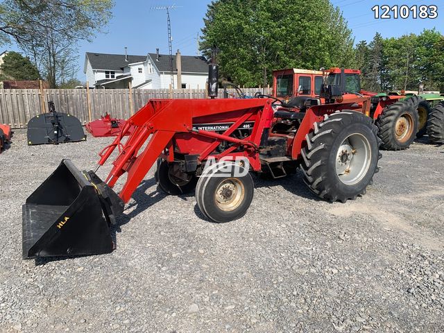 Used Case IH 495 Tractor Loader | AgDealer