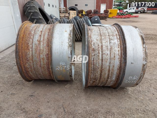 Used Titan 18x38 Dual Rims | AgDealer