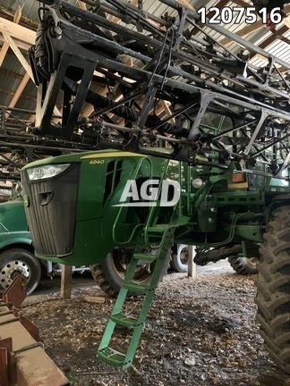 Used 2012 John Deere 4940 Sprayer - Self Propelled | AgDealer