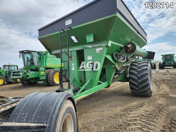 Used 2004 Brent 1080 Grain Cart | AgDealer
