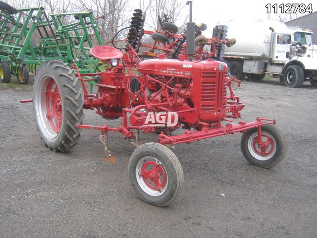 Used International 200 Tractor | AgDealer