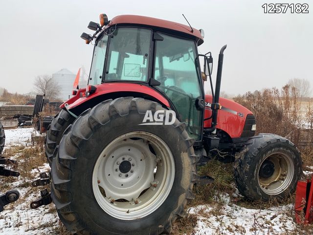 Used 2011 Case IH FARMALL 95 Tractor | AgDealer
