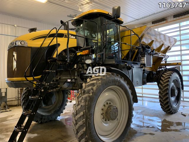 Used 2015 RoGator RG1100B Spreader - Fertilizer | AgDealer