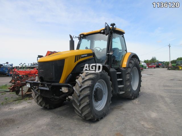 Used 2011 JCB FASTRAC 7270 Tractor | AgDealer