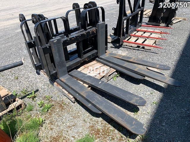 New 2022 Horst Welding HD100JC530B Pallet Fork | AgDealer