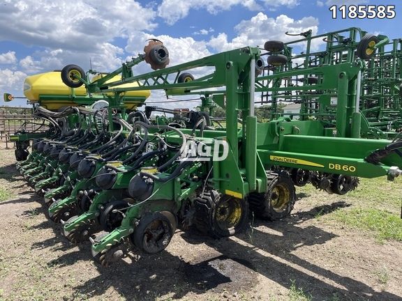 Used 2018 John Deere DB60 Planter | AgDealer