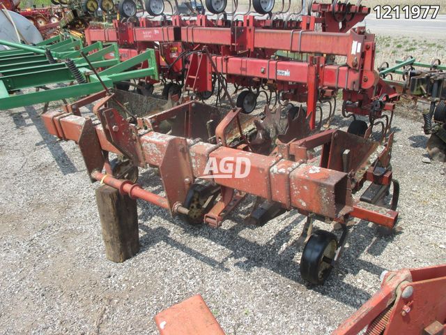 Used International Harvester 2 row Row Crop Cultivator | AgDealer