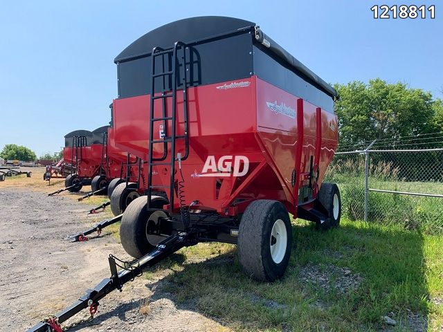 New 2023 AgriMaster A600 Gravity Box | AgDealer