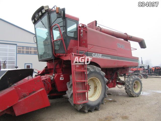 Used Case IH 1640 Combine | AgDealer