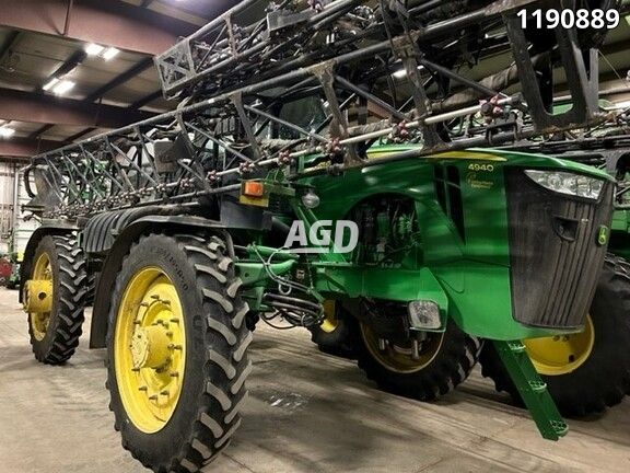 Used 2014 John Deere 4940 Sprayer | AgDealer