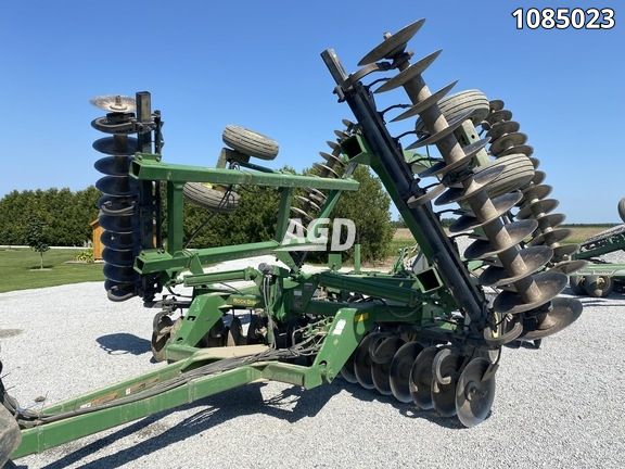 Used 2008 John Deere 637 Disc | AgDealer