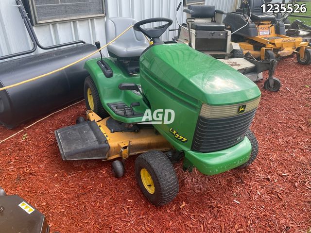 Usagé John Deere LX277 Tracteur à pelouse | AgricoleIdéal