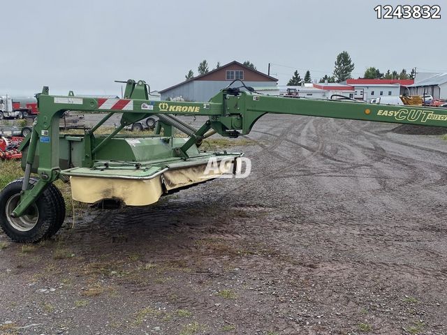 Usagé 2009 Krone EASYCUT 4013 CV Faucheuse-conditionneuse à disques ...