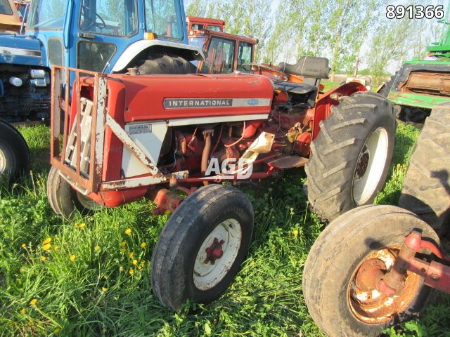 Used 1967 International Harvester 444 Tractor | AgDealer