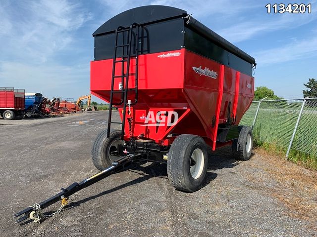 New 2022 AgriMaster A600 Gravity Box | AgDealer