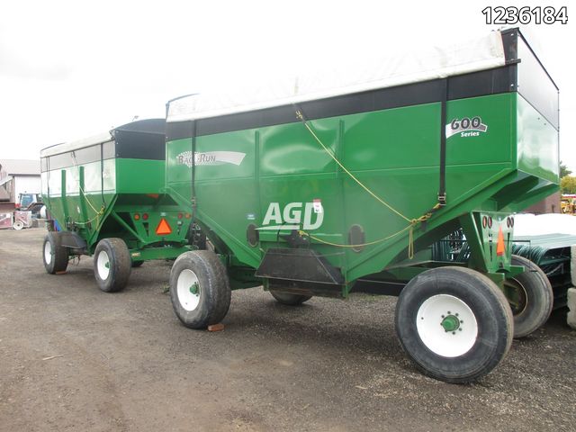 Used Bach Run 600 Bushel Gravity Box | AgDealer
