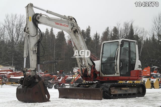 Used 2014 Takeuchi TB285 Excavator | AgDealer