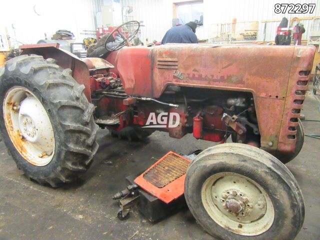 Used 1962 International Harvester B275 Tractor | AgDealer
