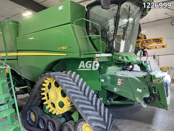 Used 2021 John Deere S780 Combine | AgDealer