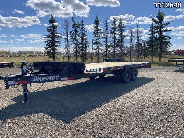 New 2022 Diamond C DEC Trailer - Flat Deck | AgDealer