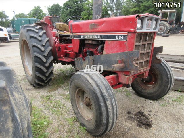Used 1980 International Harvester 884 Tractor | AgDealer