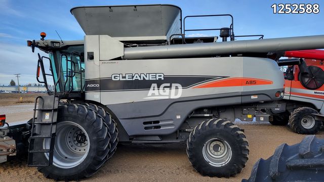 Used 2007 Gleaner A85 Combine | AgDealer