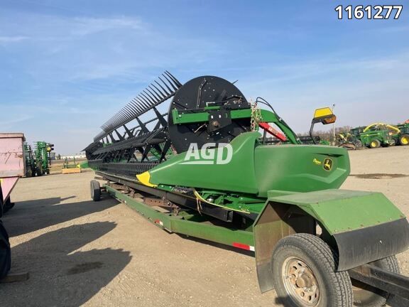 Usagé 2022 John Deere RD45F Header Combine | AgricoleIdéal