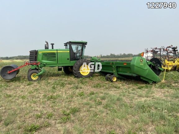 Used 2012 John Deere D450 Windrower | AgDealer